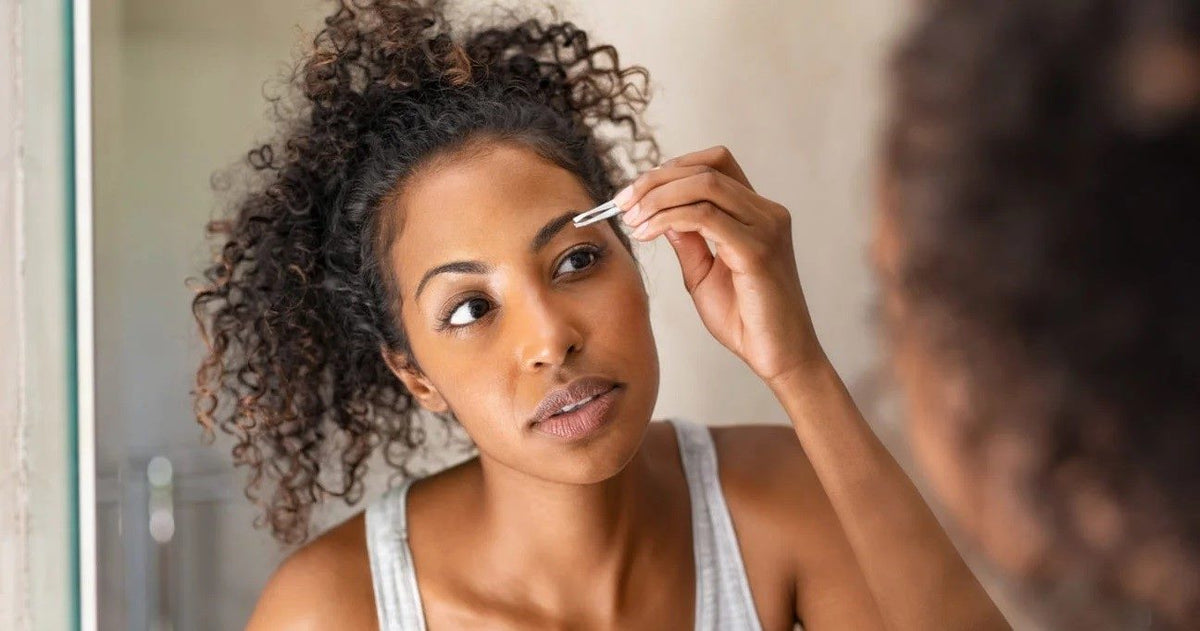 How to Pluck Eyebrows to Enhance the Facial Features